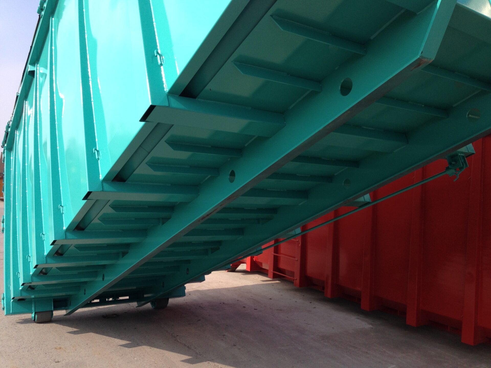 Type FLT | Machines | Valvan Containers